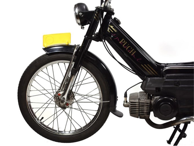 In need of a Stickerset for Puch Maxi Special Gold?